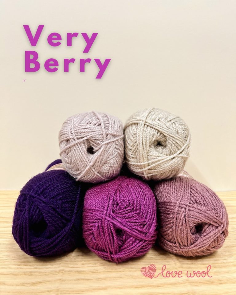 Colour Club 'Very Berry' Yarn Pack - Love Wool
