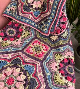 Persian Tiles - Peppercorn Blanket Kit Janie Crow (Yarn & Pattern ...